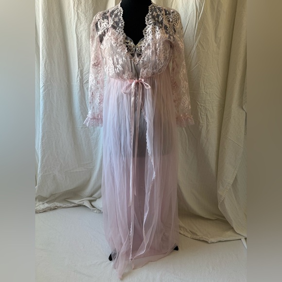 Vintage | Intimates & Sleepwear | Vintage Light Pink Peignoir Set With ...